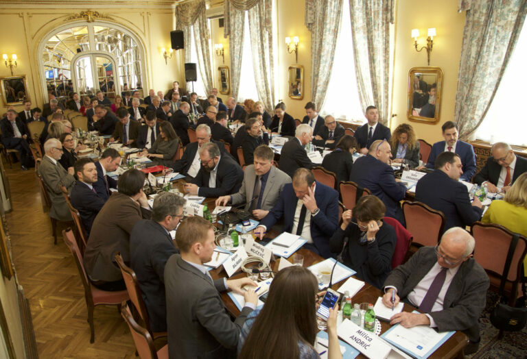 Front Page - BFPE English